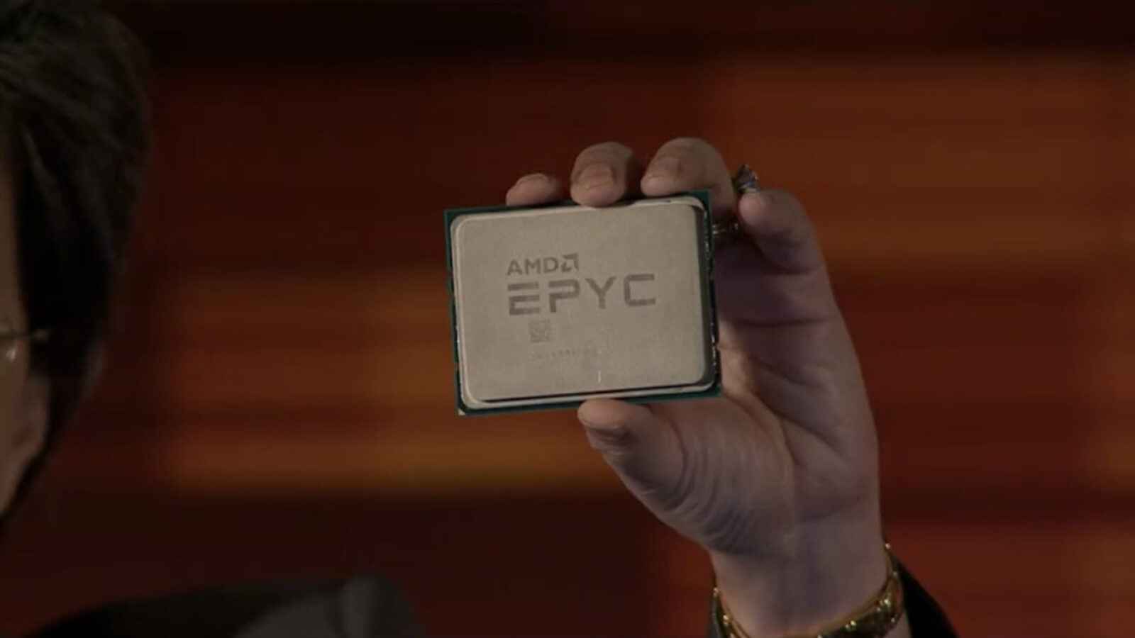處理器代號 Naples，AMD EPYC 前進 Data Center 市場 - BenchLife.info
