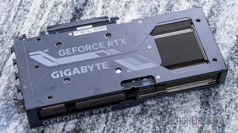 單 PCIe 8 PIN 與 3 風扇造型設計，GIGABYTE GeForce RTX 4070 WindForce OC 實測 - BenchLife.info