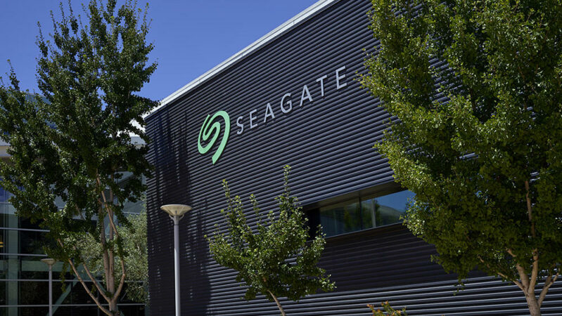 Seagate 再生能源使用量達 50% 以上，成功回收再利用超過 100 萬台硬碟 - BenchLife.info