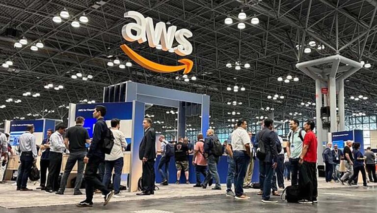 AWS 推出生成式 AI 服務 AWS App Studio，助力極速簡便建構應用程式 - BenchLife.info