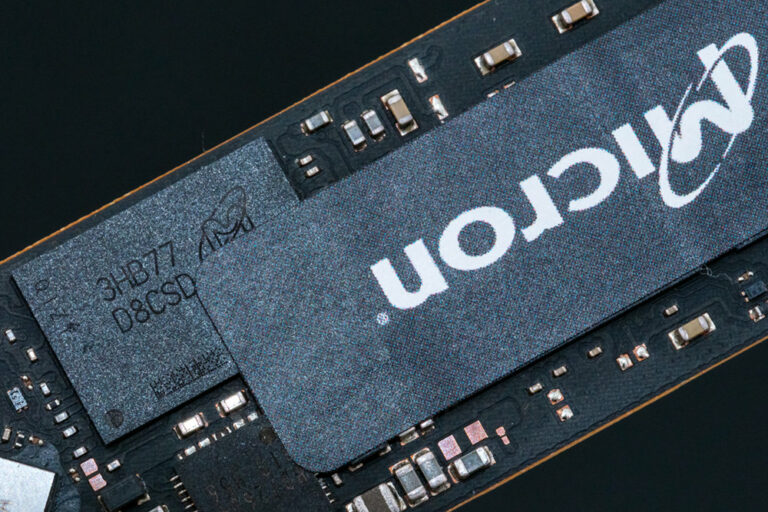 Micron 3500 NVMe SSD (7) - BenchLife.info